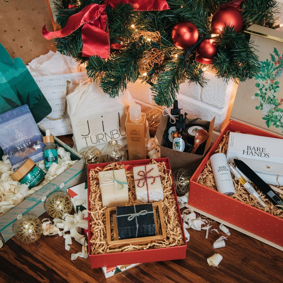 The 2021 Strong Brand Social Gift Guide | KW Content Blog